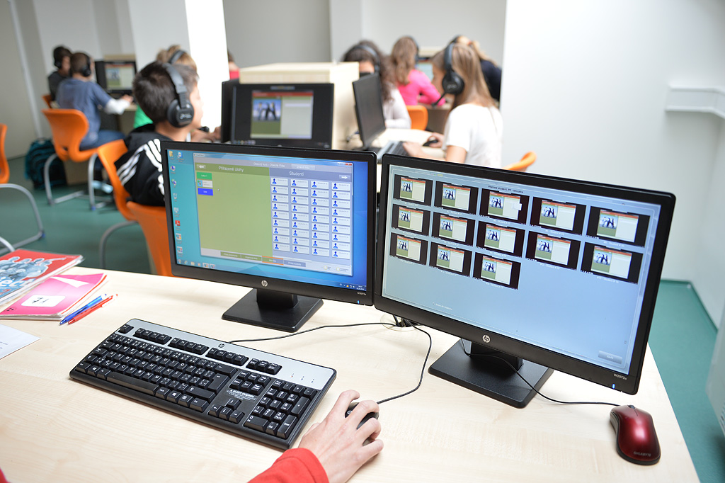 SmartClass a aktivity | Robotel.cz